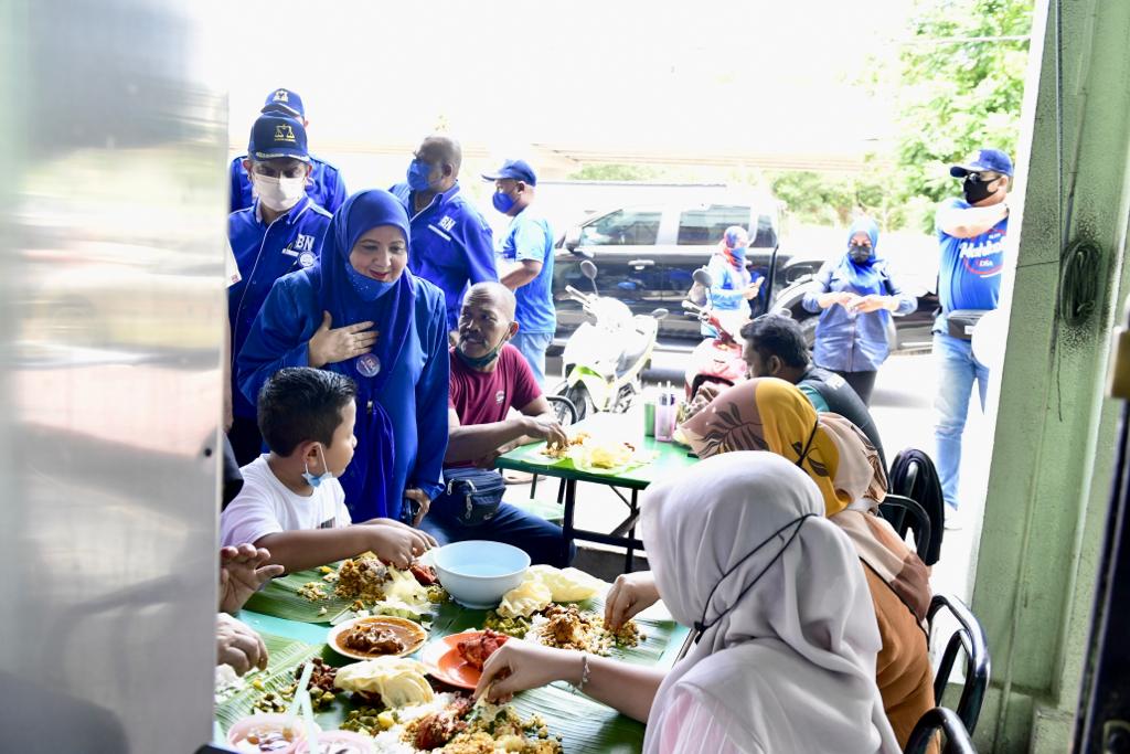 Azeez Rayu Pengundi India Beri Kemenangan Pada Sharifah Azizah