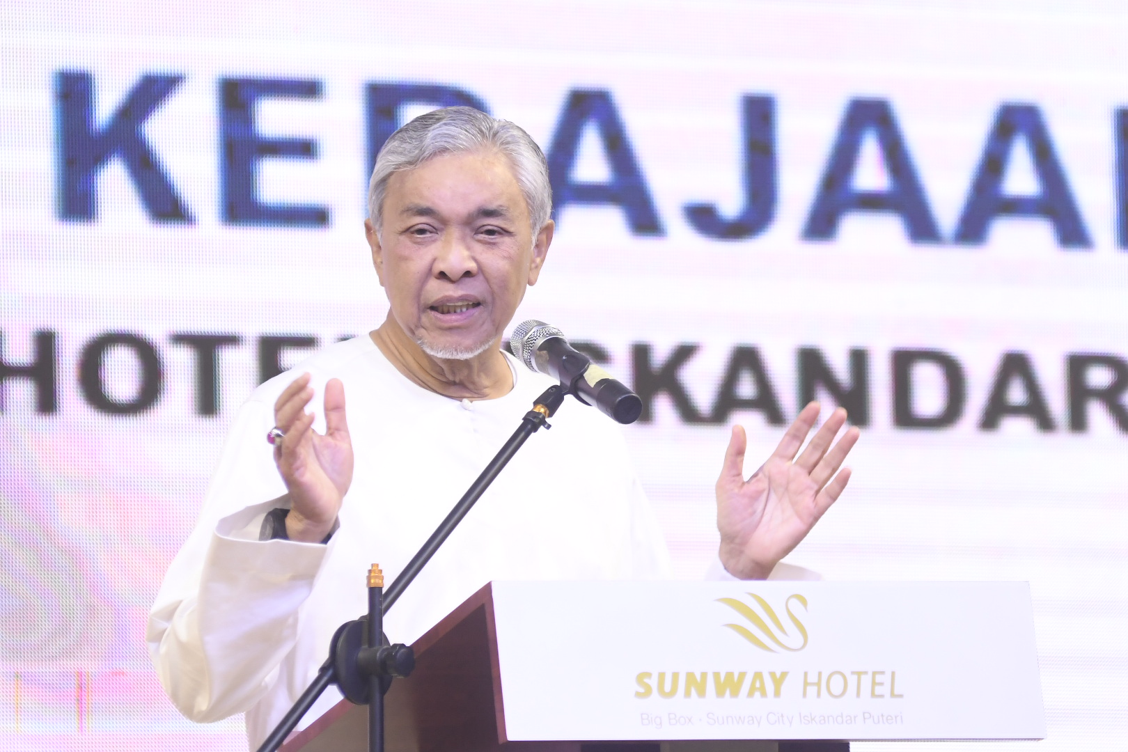 Kerjasama, Muafakat Ramuan Terbaik Berdepan Situasi Politik Mencabar – Ahmad Zahid