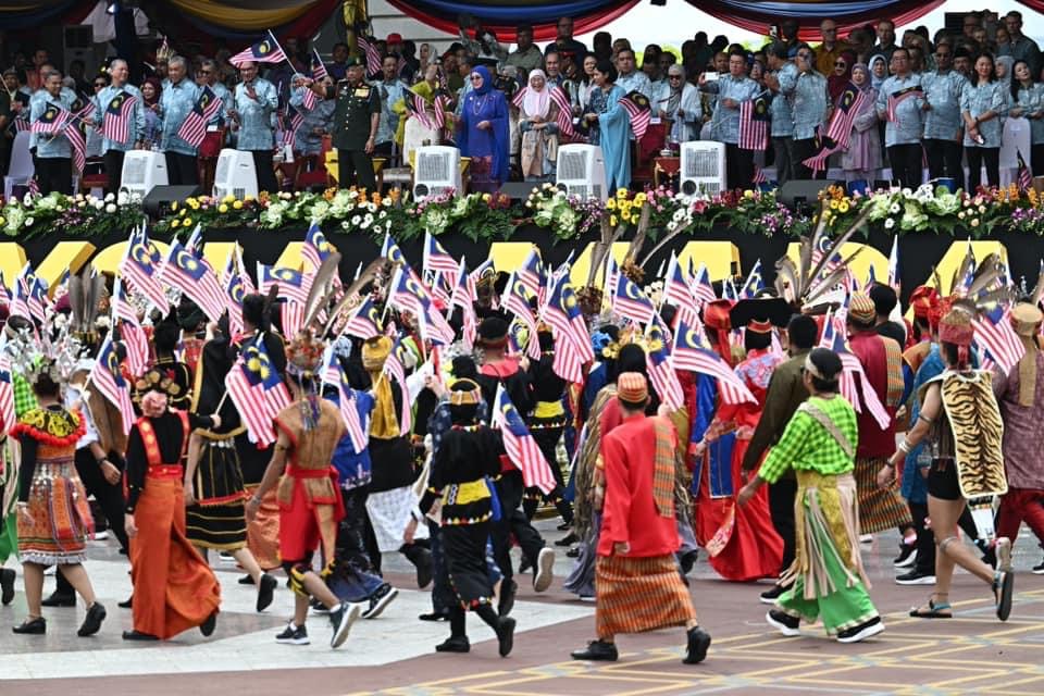 Hari Kemerdekaan Simbolik Perpaduan, Keharmonian Yang Sebati Dalam ...