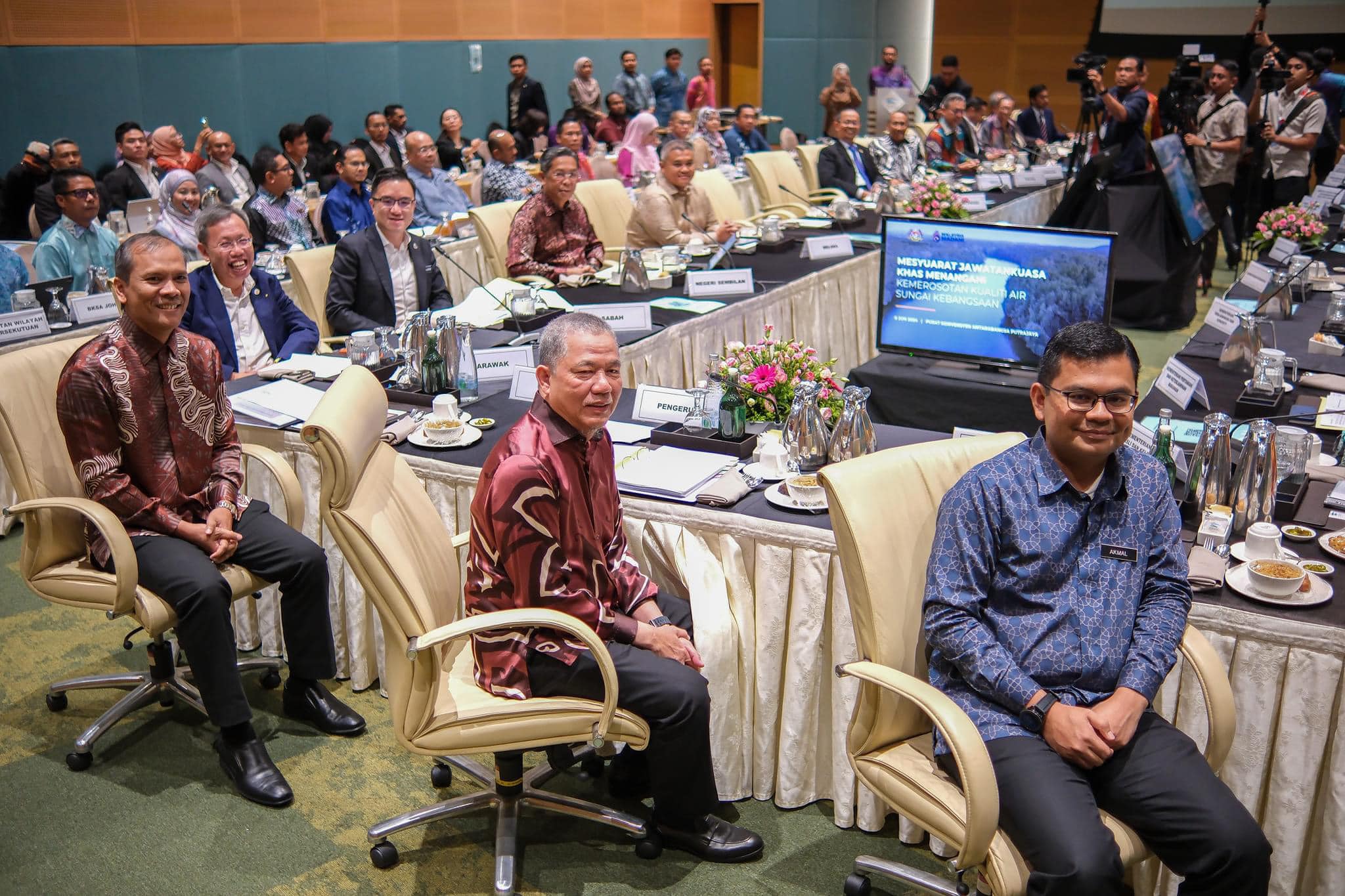 Mesyuarat Jawatankuasa Khas Menangani Kemerosotan Kualiti Air Sungai Kebangsaan