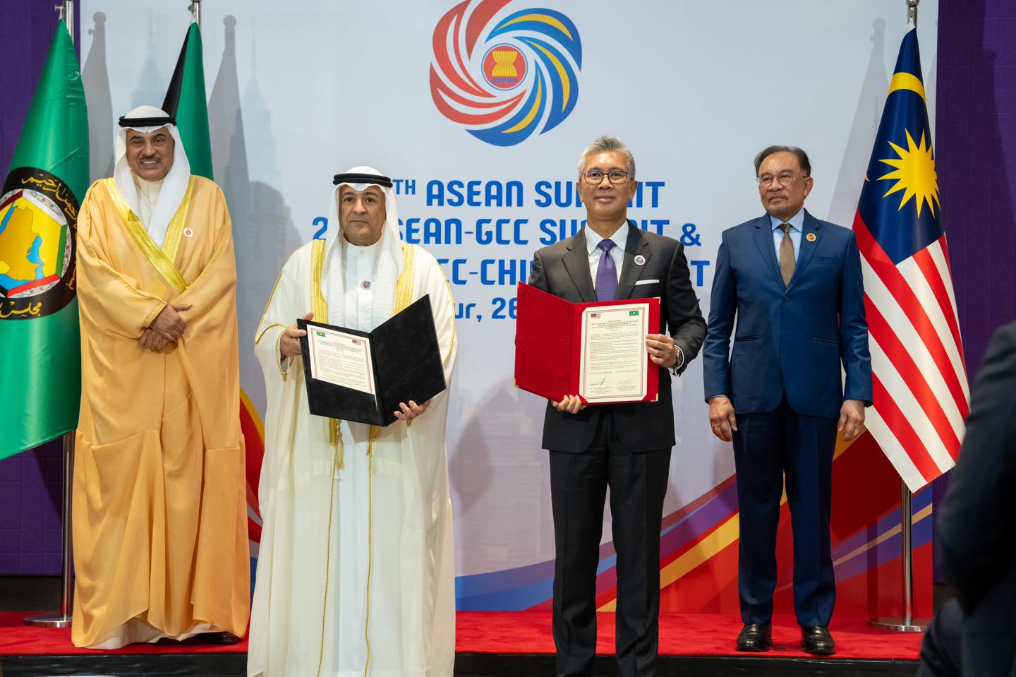 Persidangan ASEAN: Malaysia-GCC Lancar Rundingan Rasmi FTA – Tengku Zafrul