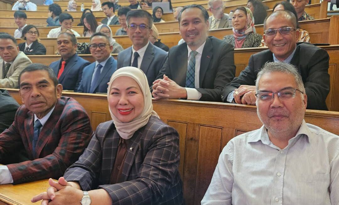 Guna Duit Sendiri… Bukan Duit Kerajaan, Shahaniza Bidas Dakwaan ...