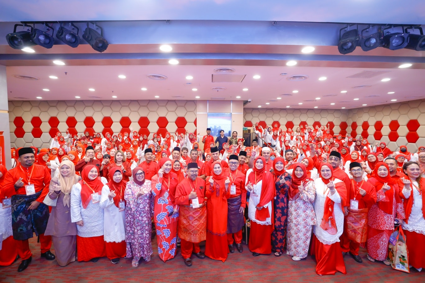 Bangkit Pertahan Bangsa, Jentera UMNO Tunjang Kemenangan PRU – Abdul Razak