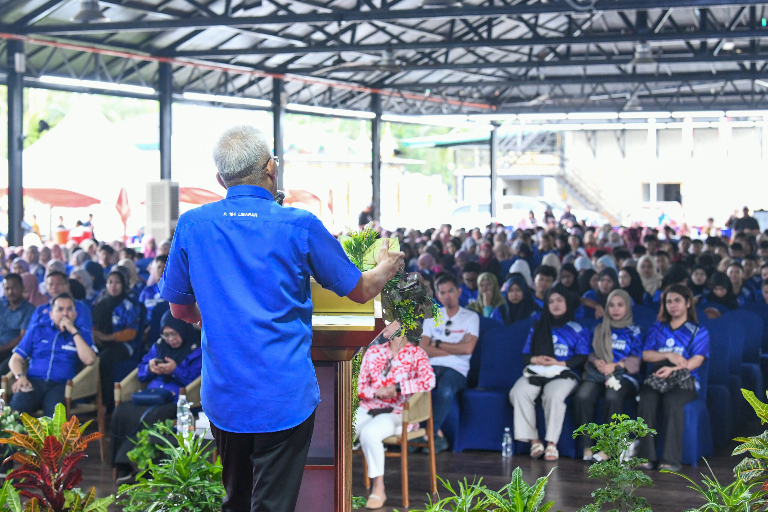 Suhaimi Nasir Mendekati Pengundi Muda
