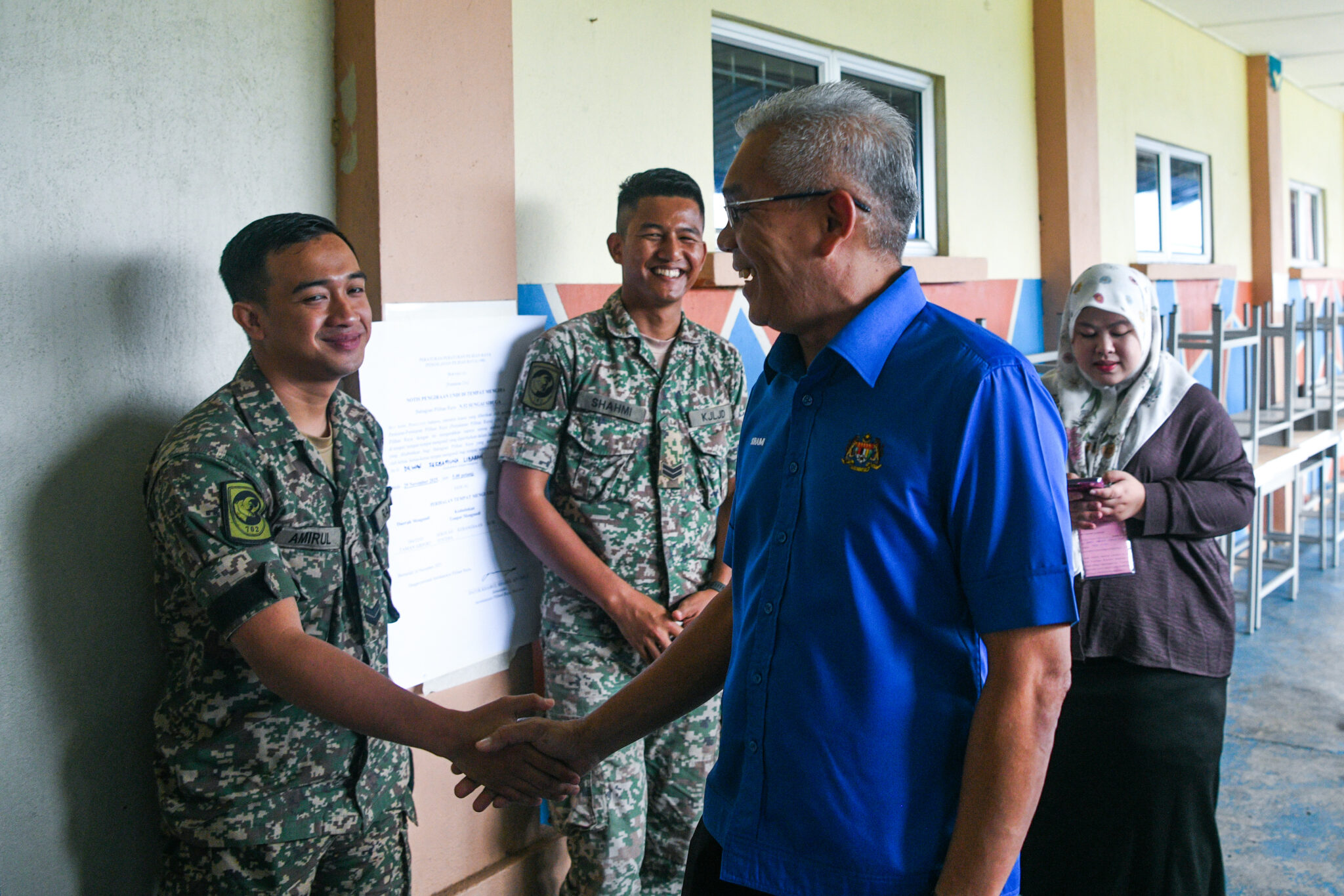 Suhaimi Tinjau Proses Pengundian Awal, Suasana Harmoni Di Dun Sibuga