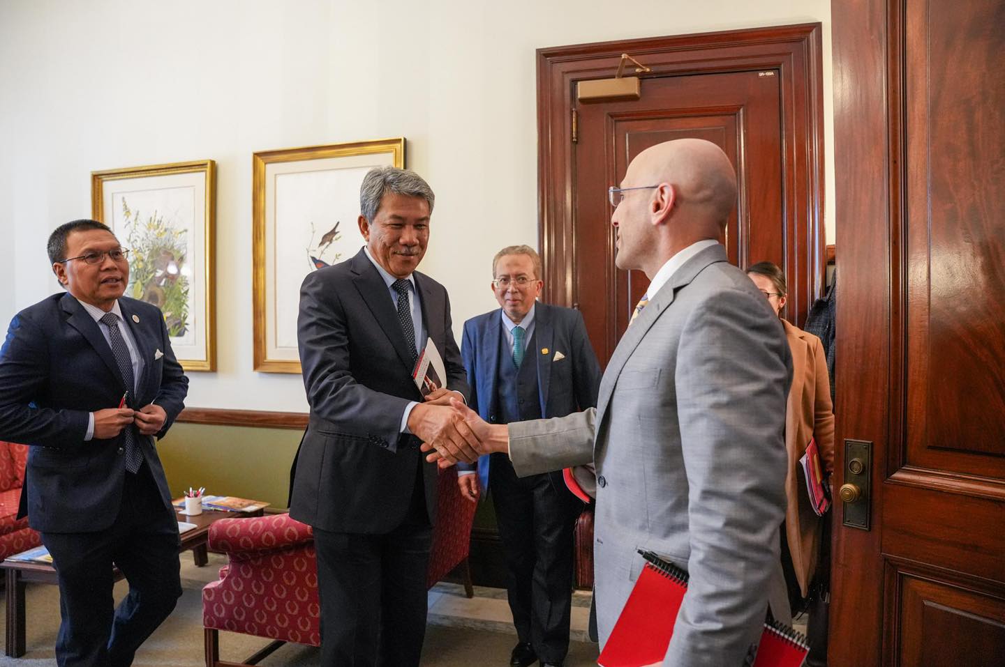 Pertemuan Bersama Senator Pete Ricketts