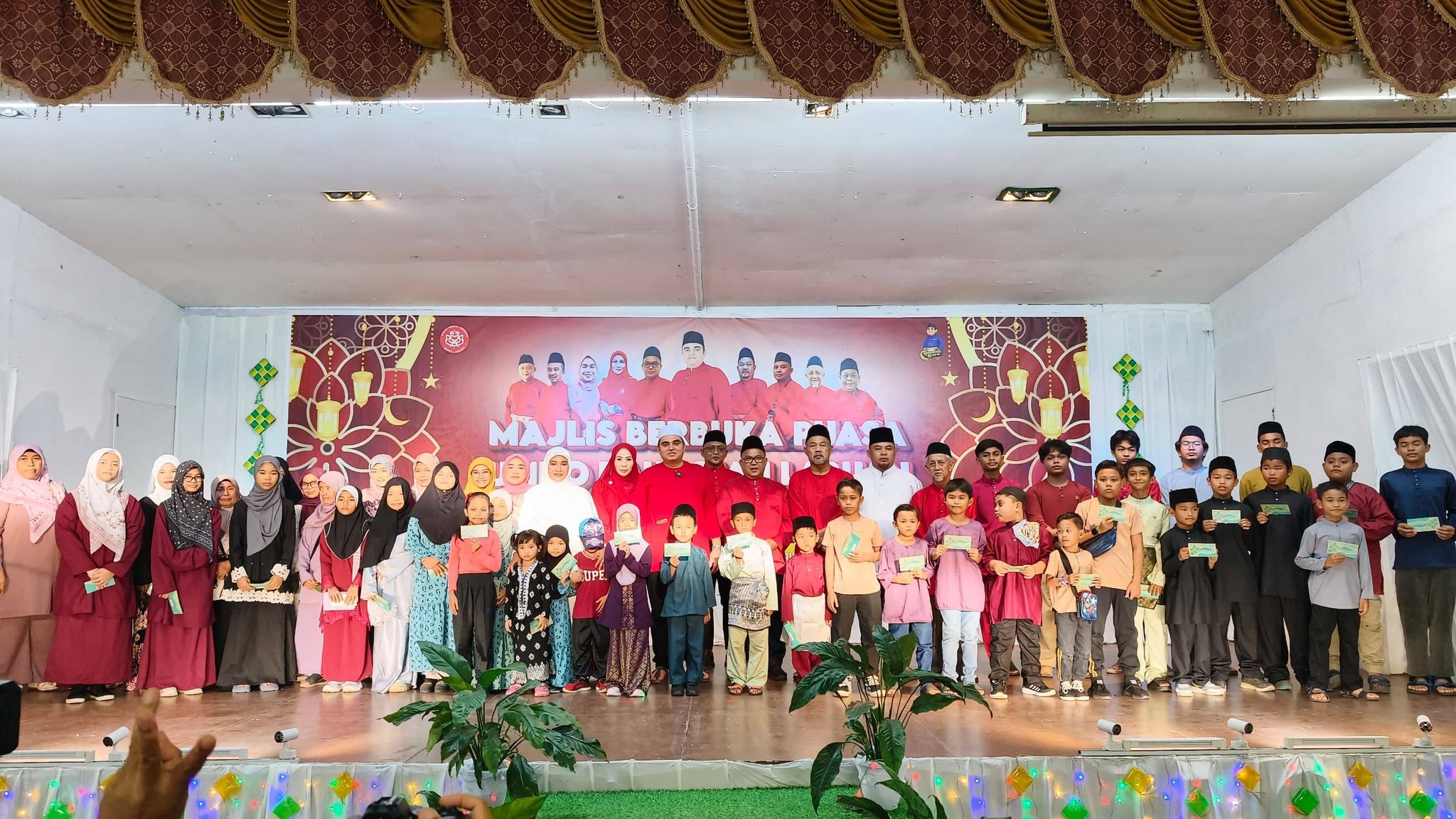 Anak-Anak Yatim Dirai, Majlis Iftar Pererat Ukhuwah UMNO Labuan
